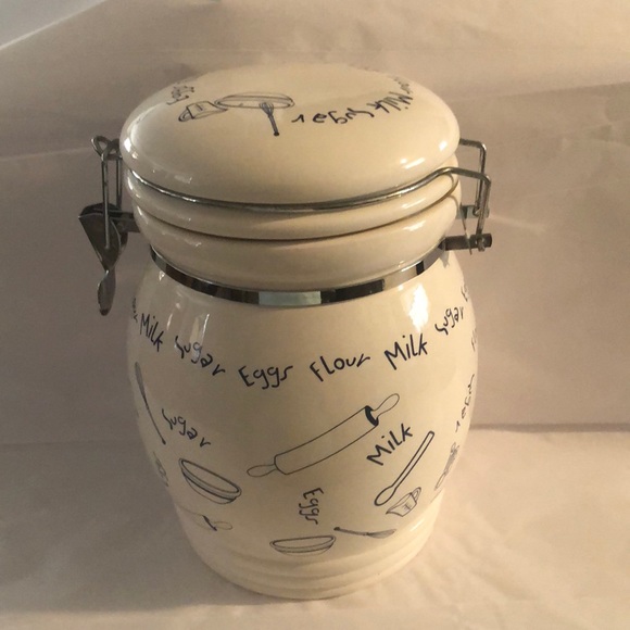 Kitchen | Vintage Container Ceramic With Locking Lid Large Rubber Seal ...